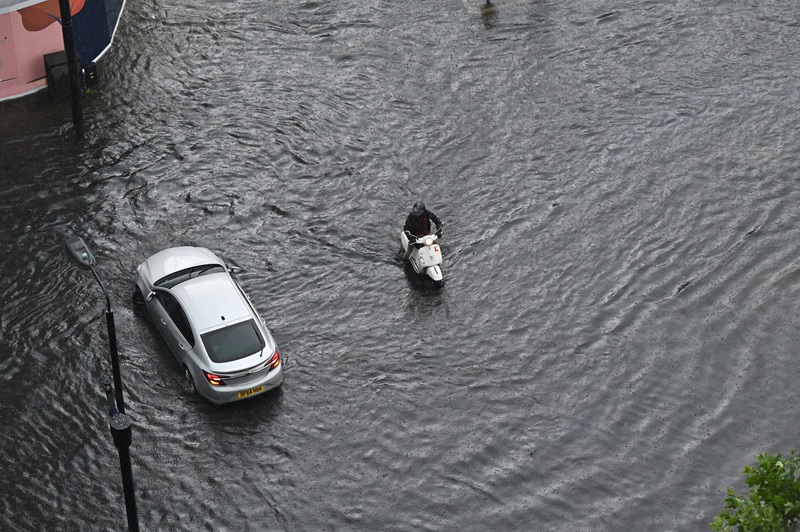 Flood Risk in London 2026: Rain, Thames Barrier & Plans